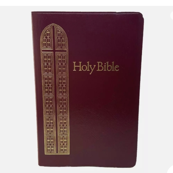 Nelson Regency | Other | Holy Bible Kjv Giant Print Red Letter Edition ...